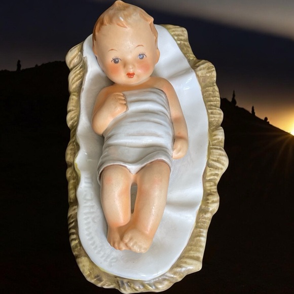 Goebel | Holiday | Vintage Goebel Hummel Nativity Baby Jesus 95s ...
